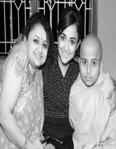 Monali Thakur Age, Height, Family, Biography & More