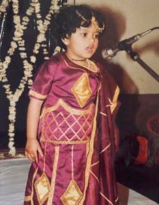 Palak Muchhal (Singer) Height, Age, Family, Biography & More